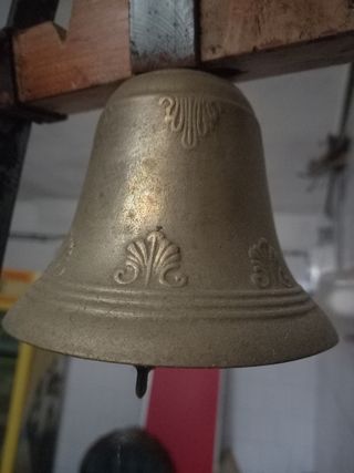 Campana + [struttura ferro battuto]