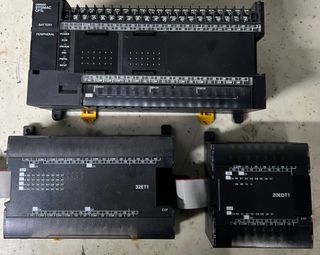 Plc Omron e accessori