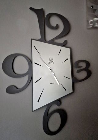 Orologio da parete "Prospettiva"