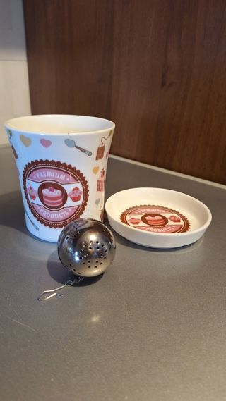 Tazza mug in ceramica con filtro e cop