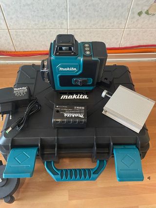 laser e trapano Makita