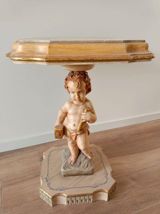 Tavolino salotto con statua vintage