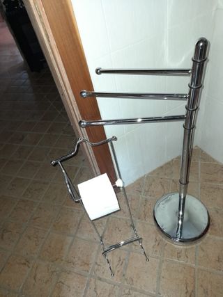 Piantana porta asciugamani