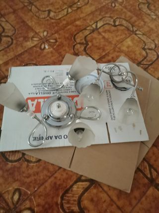 LAMPADARIO E APPLIQUÉ