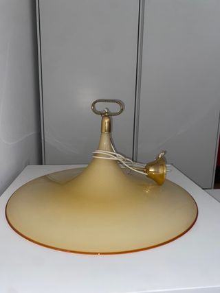 lampadario in vetro beige da soffitto