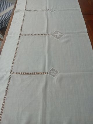 Tovaglia per altarini tutta a mano