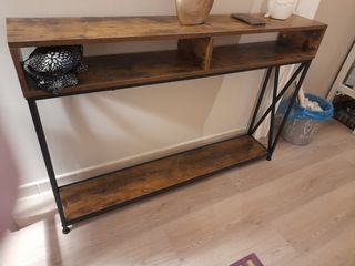 Mobile ingresso stile industriale