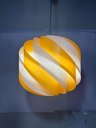 Lampadario in Polilux bianco/ocra