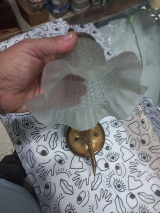 Applique da parete in metallo dorato