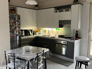 Cucina marca Snaidero colore bianca e grigio