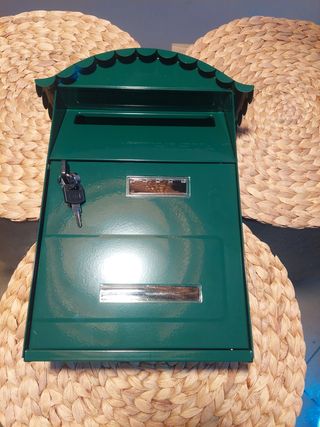 Cassetta postale house verde