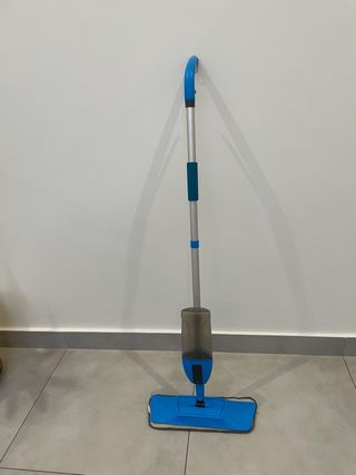 scopa spray lavapavimenti