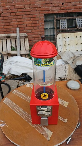 Distributore cicche noccioline