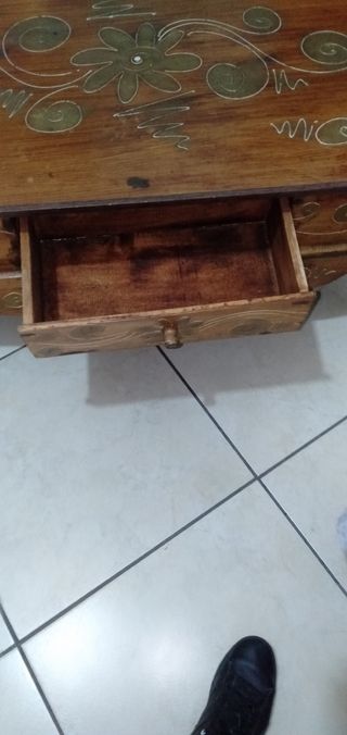 Vendo tavolino etnico in buono stato