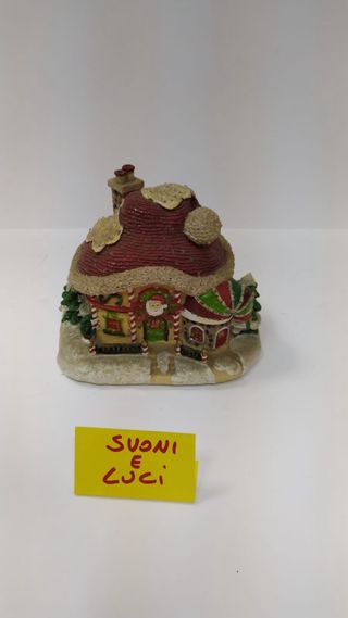 Casina Natalizia con suoni e luci