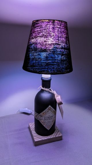 Lampada gin Illusionist cambia colore