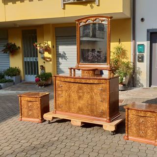 Cassettone + 2 comodini + specchiera