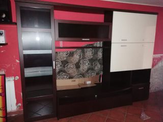 Parete attrezzata in perfette condizioni