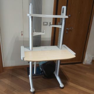 Scrivania per ragazzi