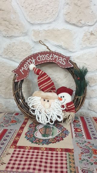 Ghirlanda natalizia, porta e parete