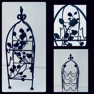 Espositore per bottiglie di vino in metallo