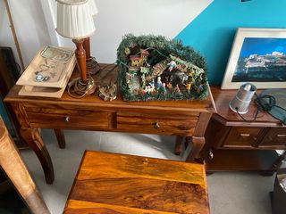 Mobiletto genere indiano