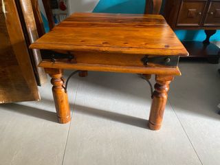 tavolino genere indiano