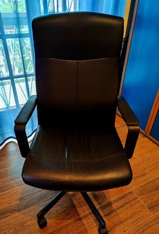 Sedia ufficio pelle nera