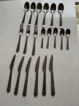Set posate Ikea (+ cava tappi im omaggio)