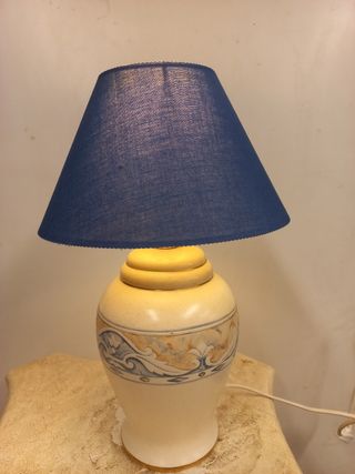 Lume in ceramica