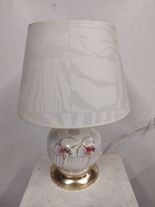 Lume in ceramica
