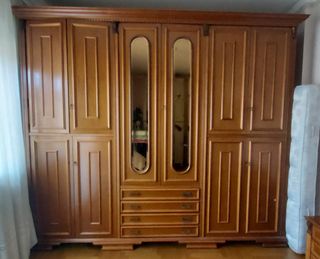 camera da letto completa con due armadi