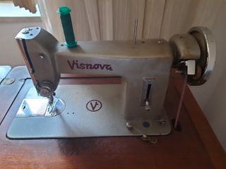 Macchina da cucire Visnova
