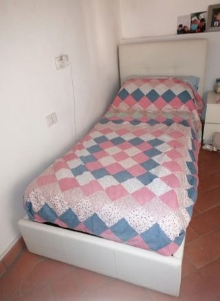 Letto Singolo Con Contenitore Con Materasso