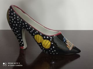 Scarpetta in ceramica