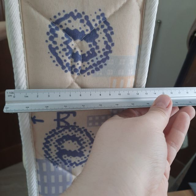 Cama canguro con patas plegables. sumier y colchón de segunda mano por ...