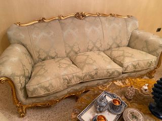 Divano 3 posti in damascato verde + 2 poltrone