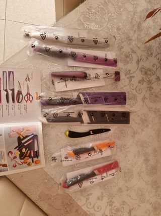 Coltelli nuovi Tupperware