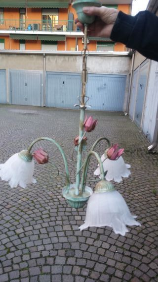 Lampadario con 3 fiori+abatjour