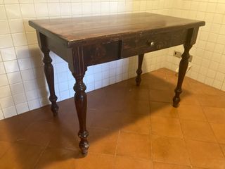 Tavolo rustico da cucina