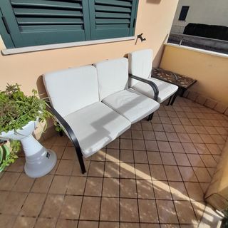 Set divanetti e tavolo terrazzo