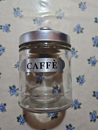 Barattolo per il caffè.