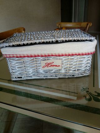 Cofanetto in midollino anticato vintage