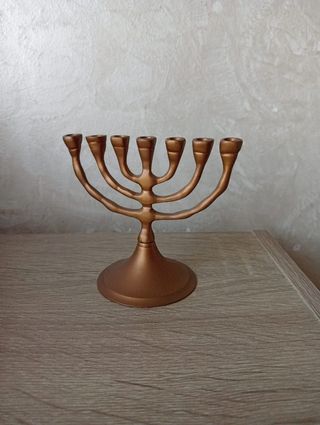 Piccolo candeliere stile ebraico