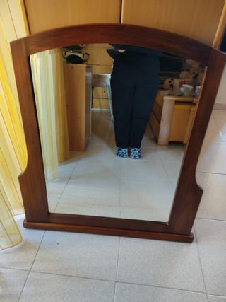 Specchio in legno
