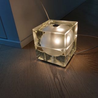 lampada da tavolo  cubo  sfera anni 60 Mendini