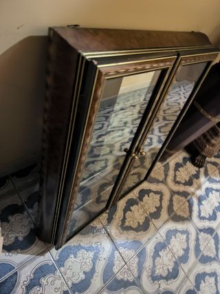 Vendo cristalleria da salotto in radica