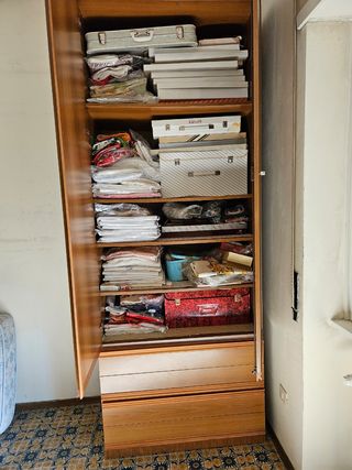 Armadio con cassetti