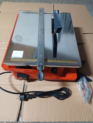 taglia piastrelle Norton professionale mai usato