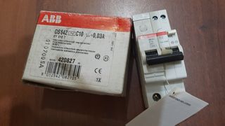 Interruttori differenziali e contattori vari